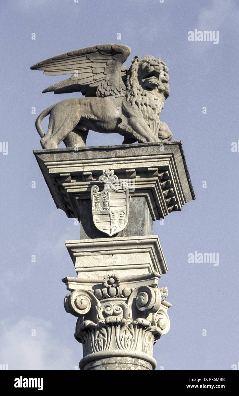 Udine, column with winged lion, Italy, Friaul-Julian Venetia Stock ...