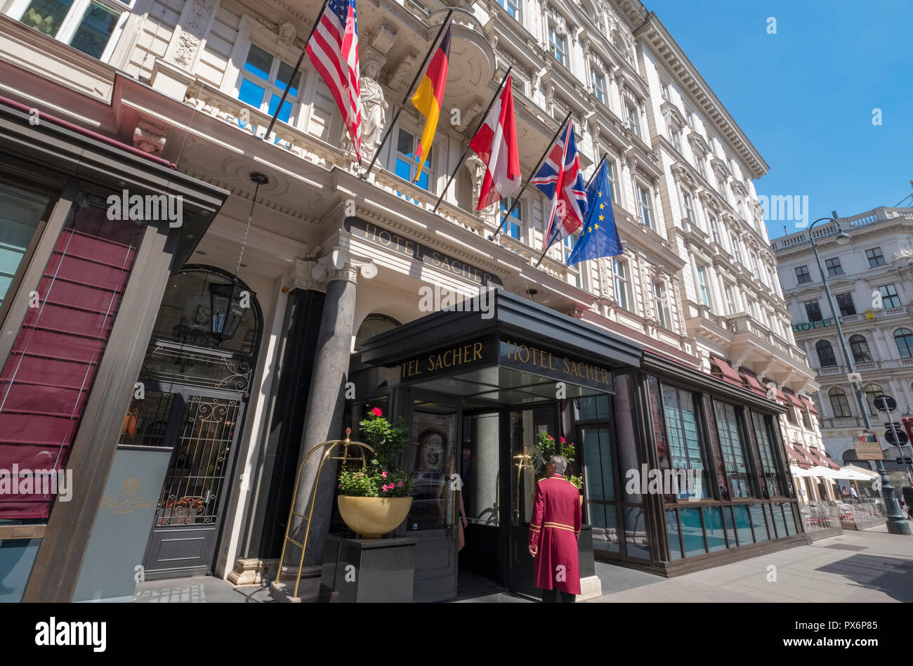 Sacher hotel vienna austria hi-res stock photography and images - Alamy
