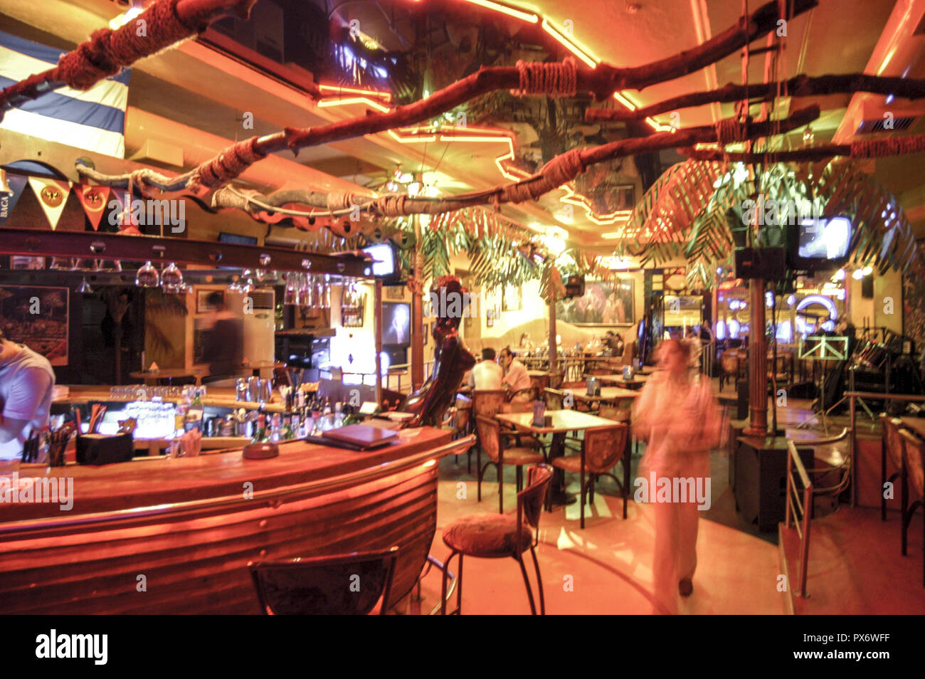 Odessa nightlife, vulitsya Deybasivska street, Fidel Havana Club ...