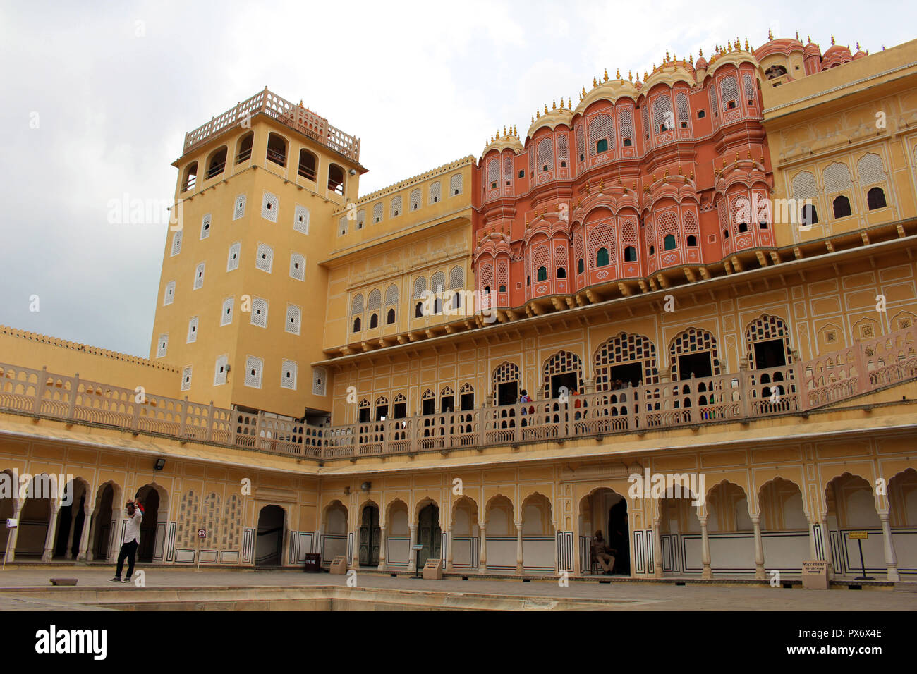 Inside hawa mahal palace winds hi-res stock photography and images - Alamy