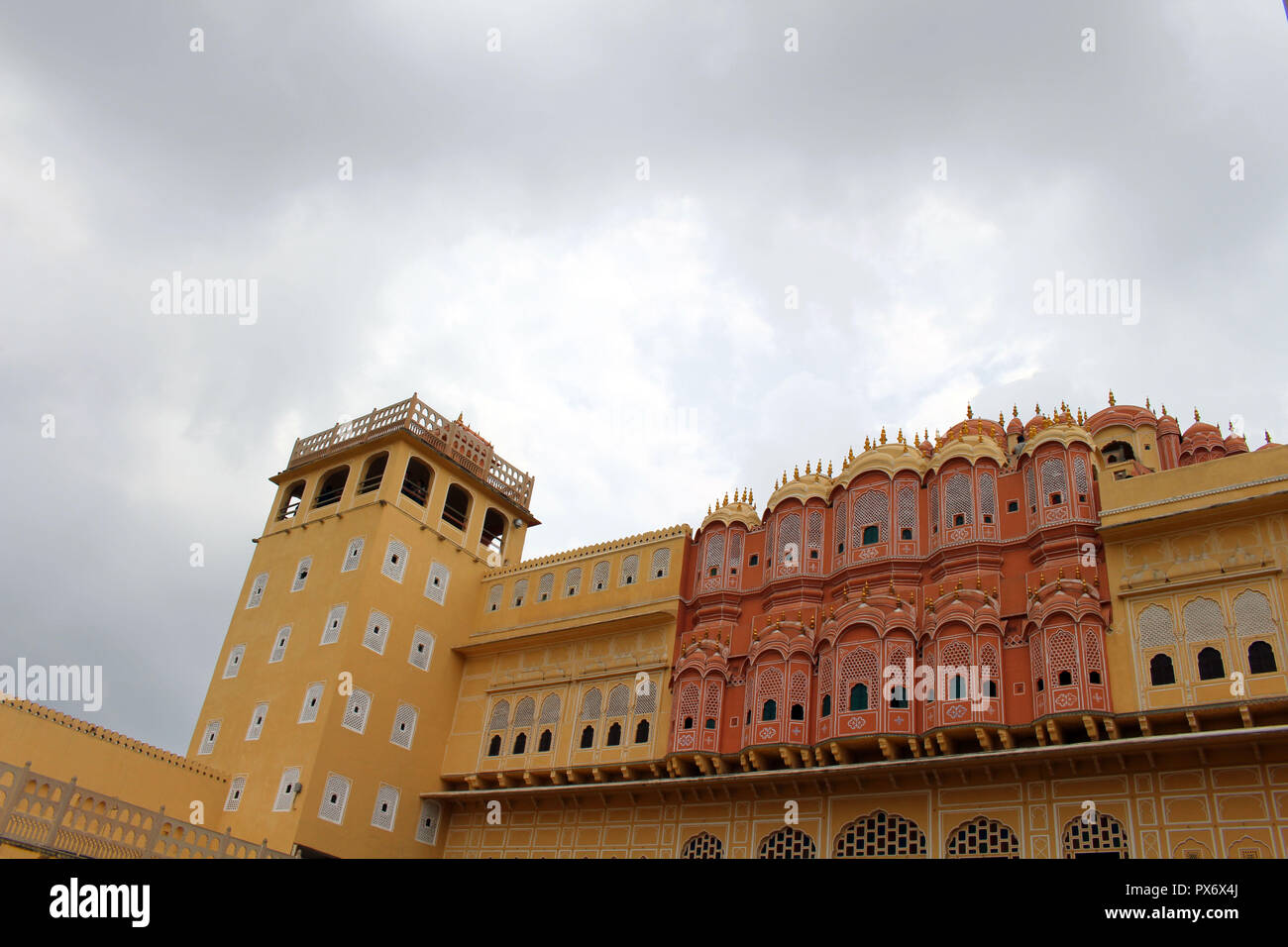 Inside hawa mahal palace winds hi-res stock photography and images - Alamy