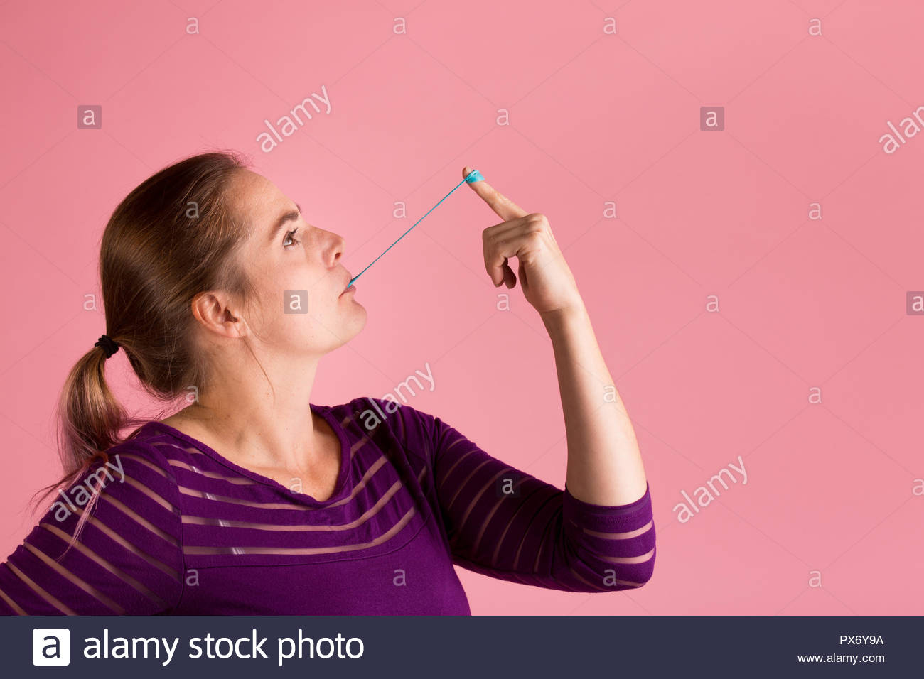 Woman Chewing Gum Mouth Stock Photos & Woman Chewing Gum Mouth Stock ...