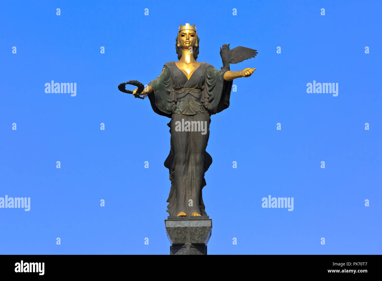 Female Saint Statue High Resolution Stock Photography and Images - Alamy