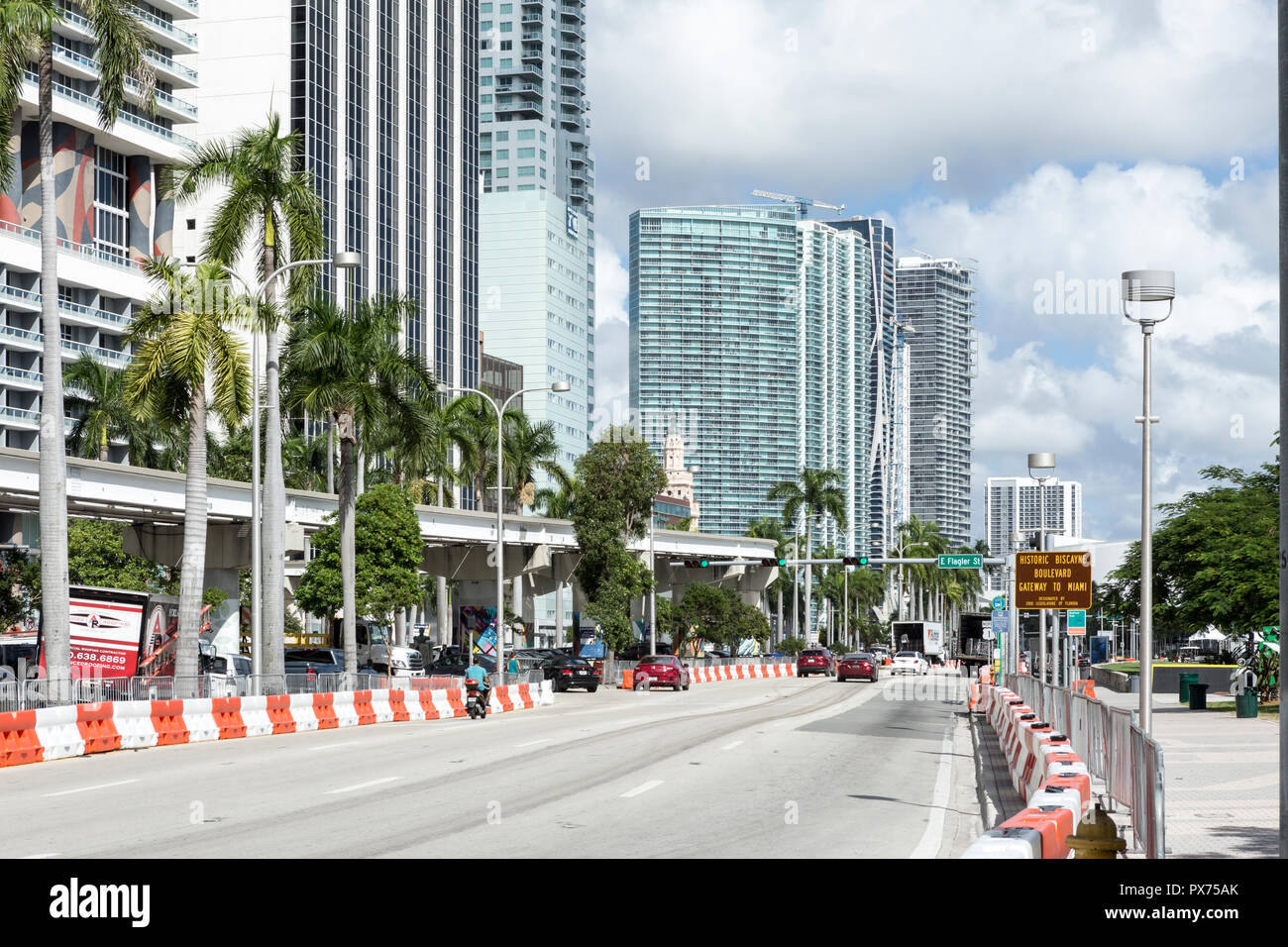 A view along Biscayne Boulevard in downtown Brickell, Miami, Florida ...