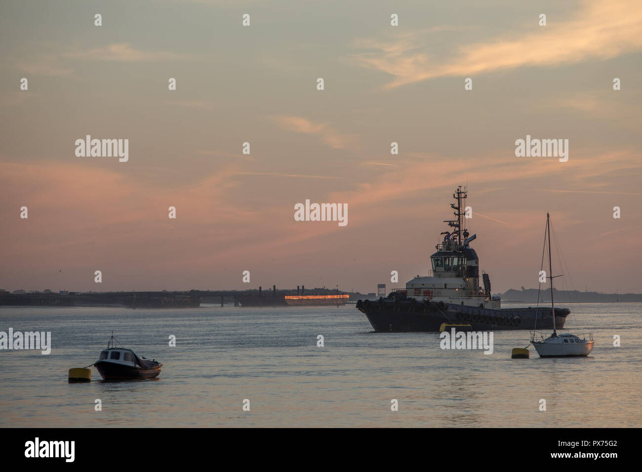 Stunning Skies above the river Thames at Gravesend Stock Photo - Alamy