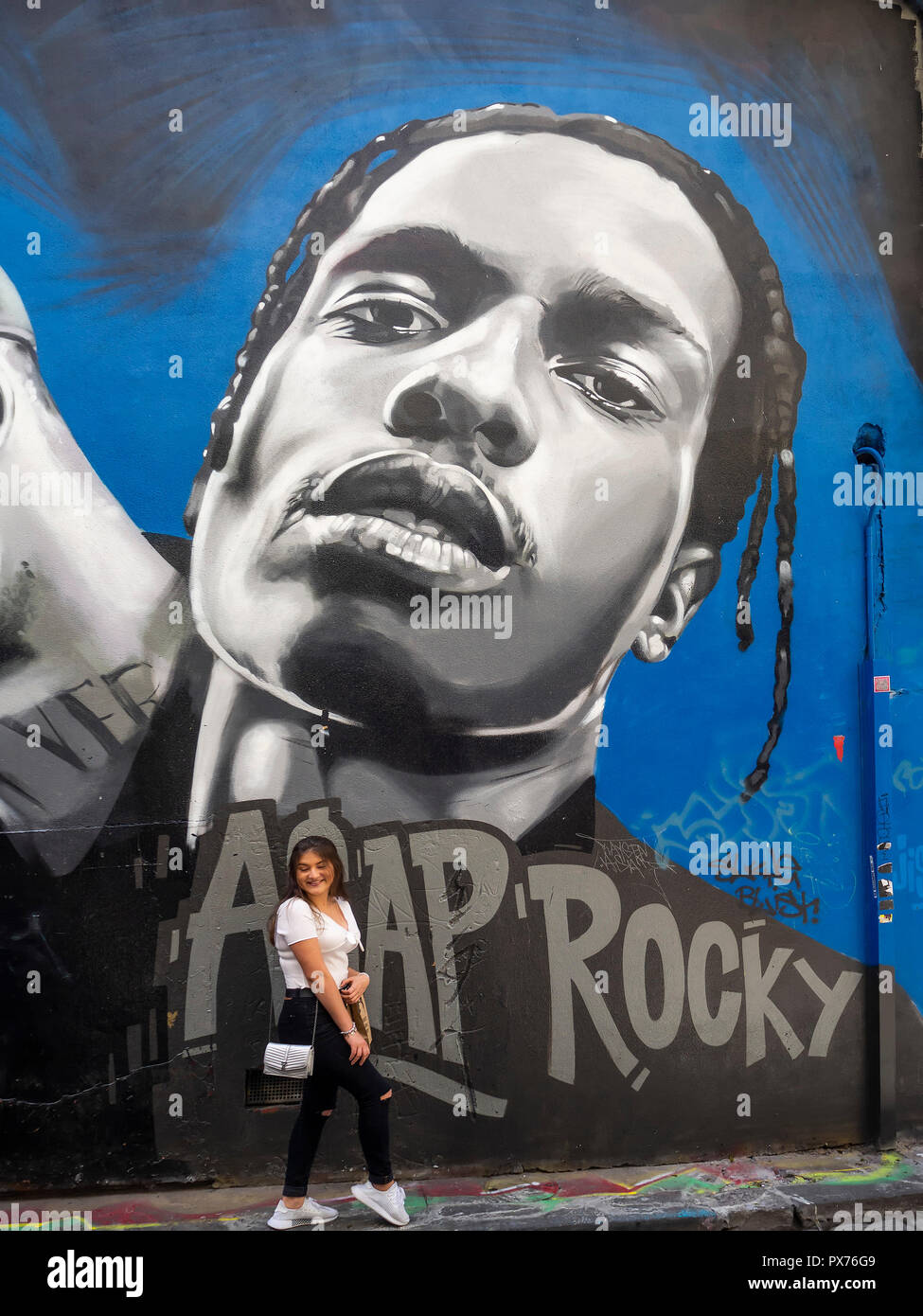 Spray paint to camera hi-res stock photography and images - Alamy