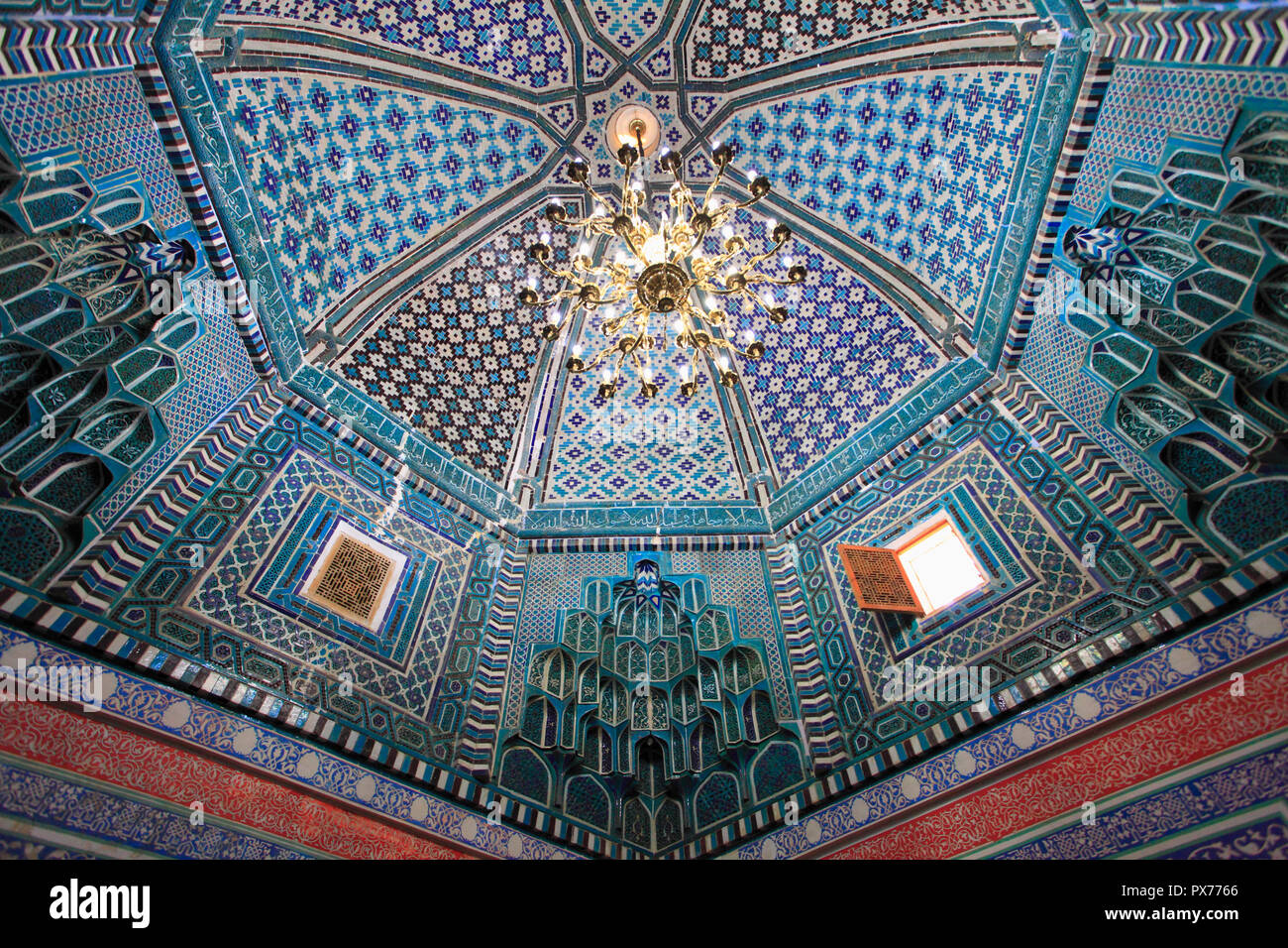 Uzbekistan, Samarkand, Shah-i-Zinda, necropolis, Kusam Ibn Abbas Mosque ...