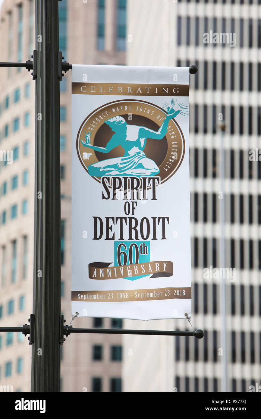 Detroit tourist signs, in Michigan, USA Stock Photo - Alamy