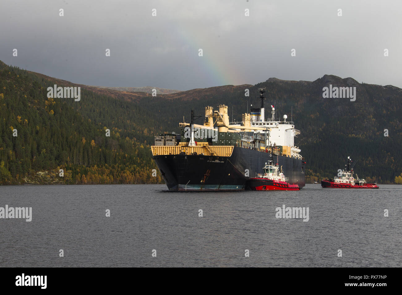 USNS 1st Lt. Baldomero Lopez (T-AK 3010) arrives in port to disembark ...