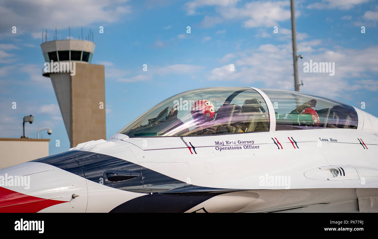 Lesa Roe, Chancellor of the University of North Texas and Hometown Hero ...