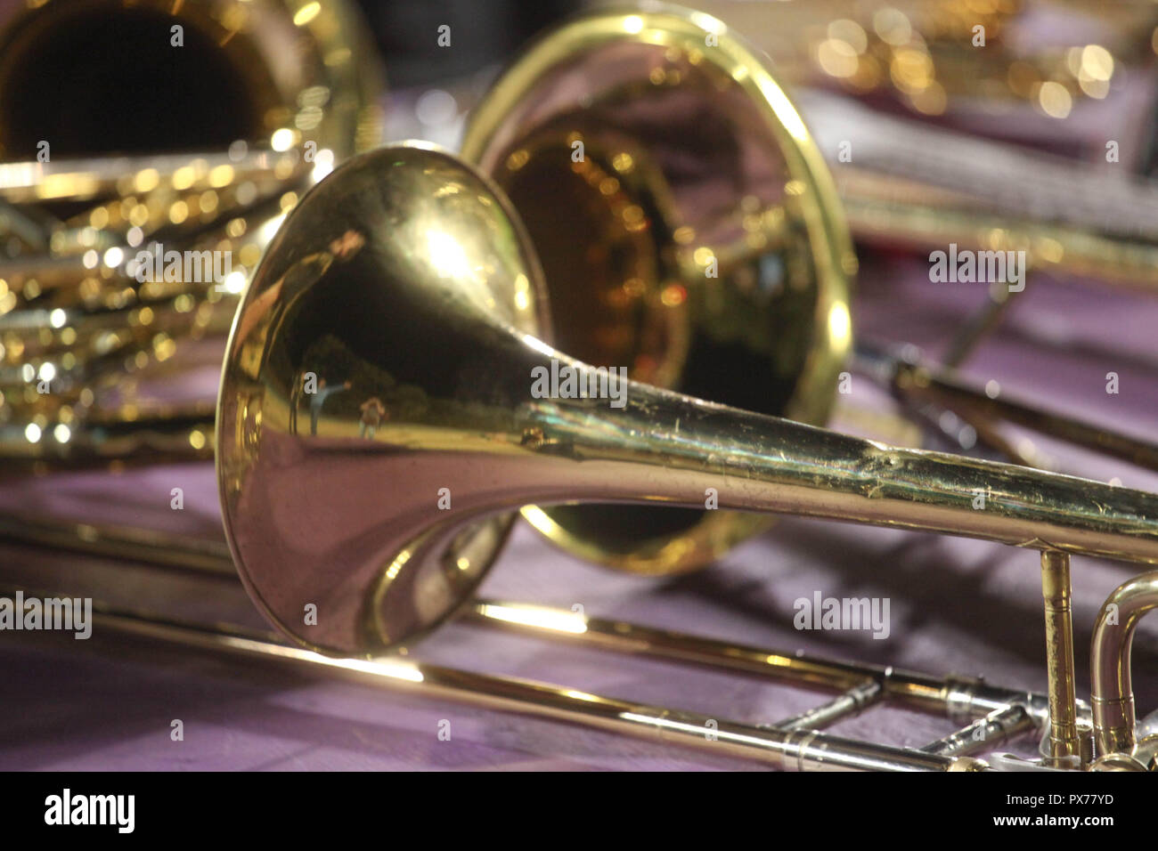 Trombones hi-res stock photography and images - Alamy