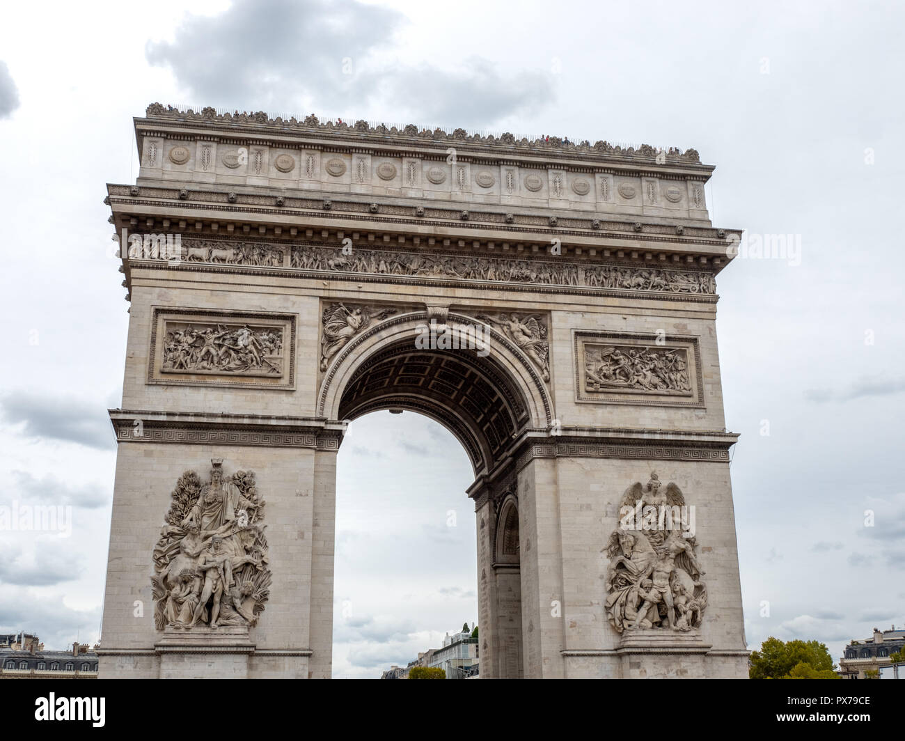 Arch de triomphe with Storm Clouds in the sky Stock Photo - Alamy