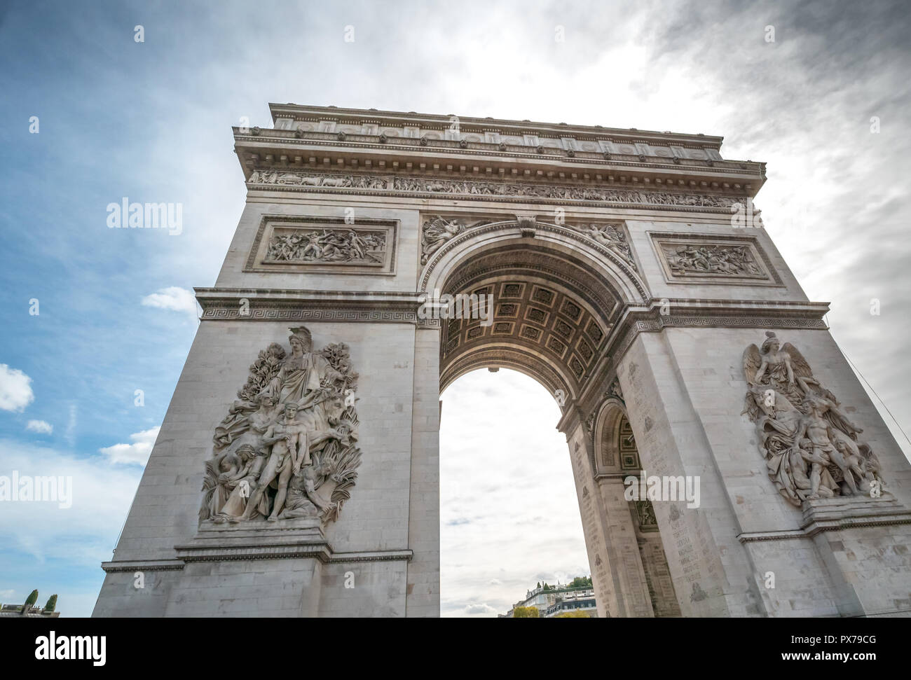 Front view of the Paris arch de triomphe with blue skies Stock Photo ...