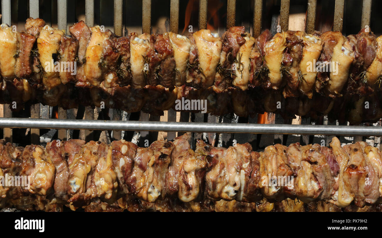 Chicken fireplace hi-res stock photography and images - Alamy