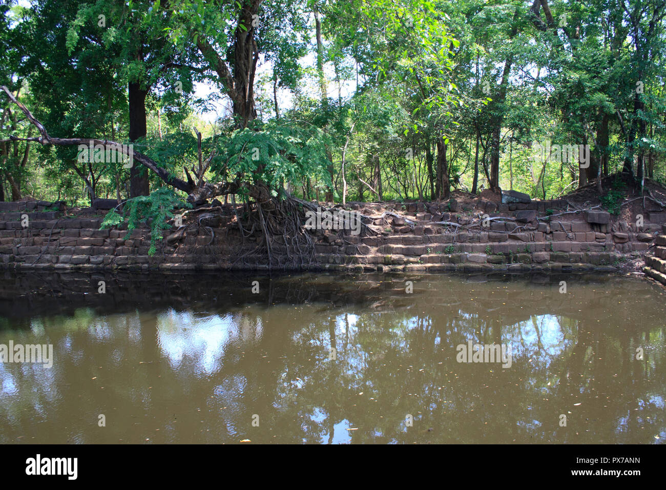Angkor Wat water Stock Photo - Alamy