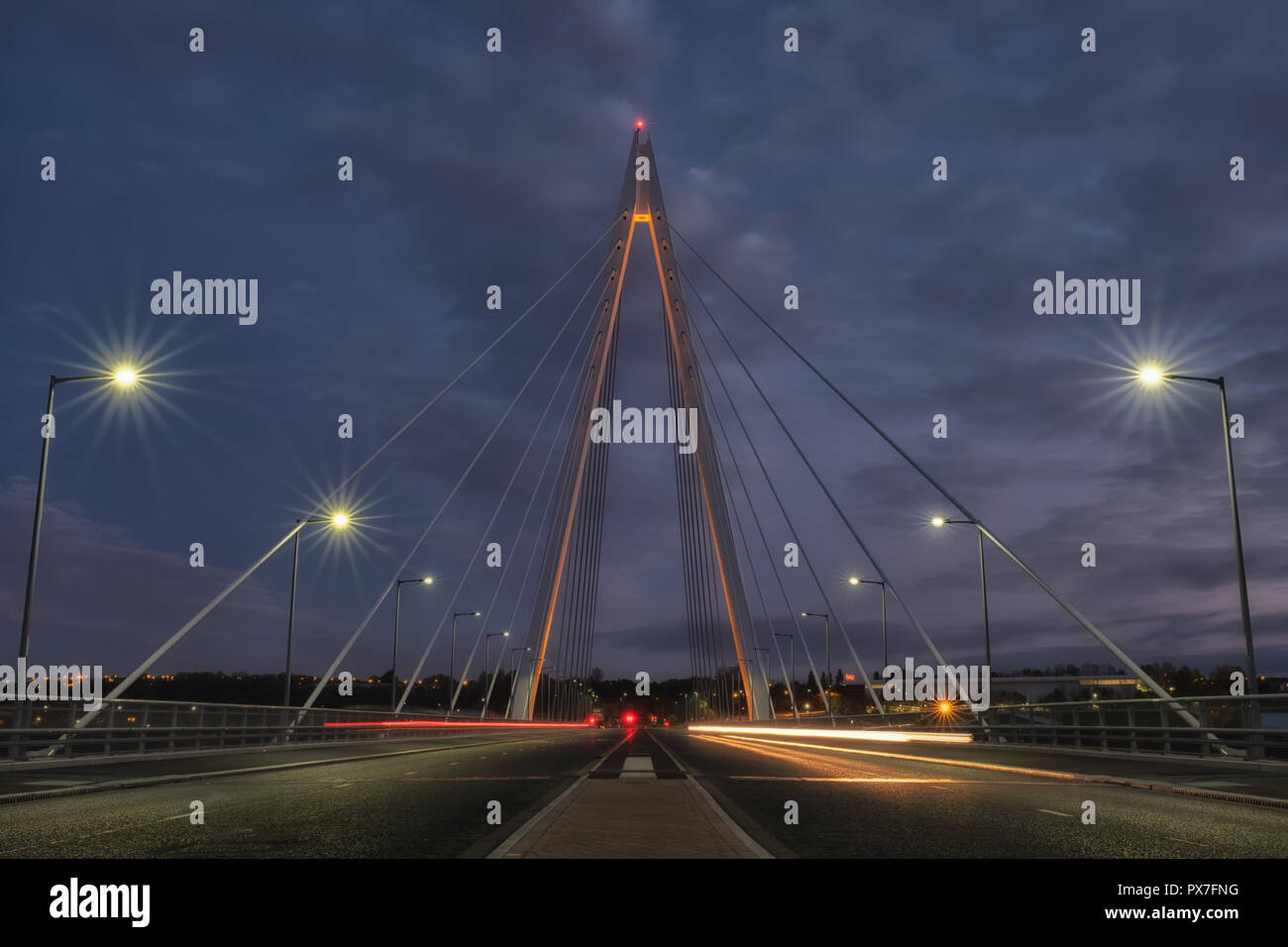 Traffic crossing tyne bridge on hi-res stock photography and images - Alamy
