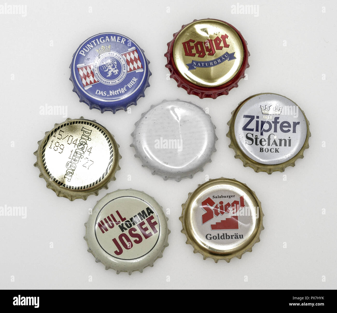Bottle caps, beer Stock Photo - Alamy