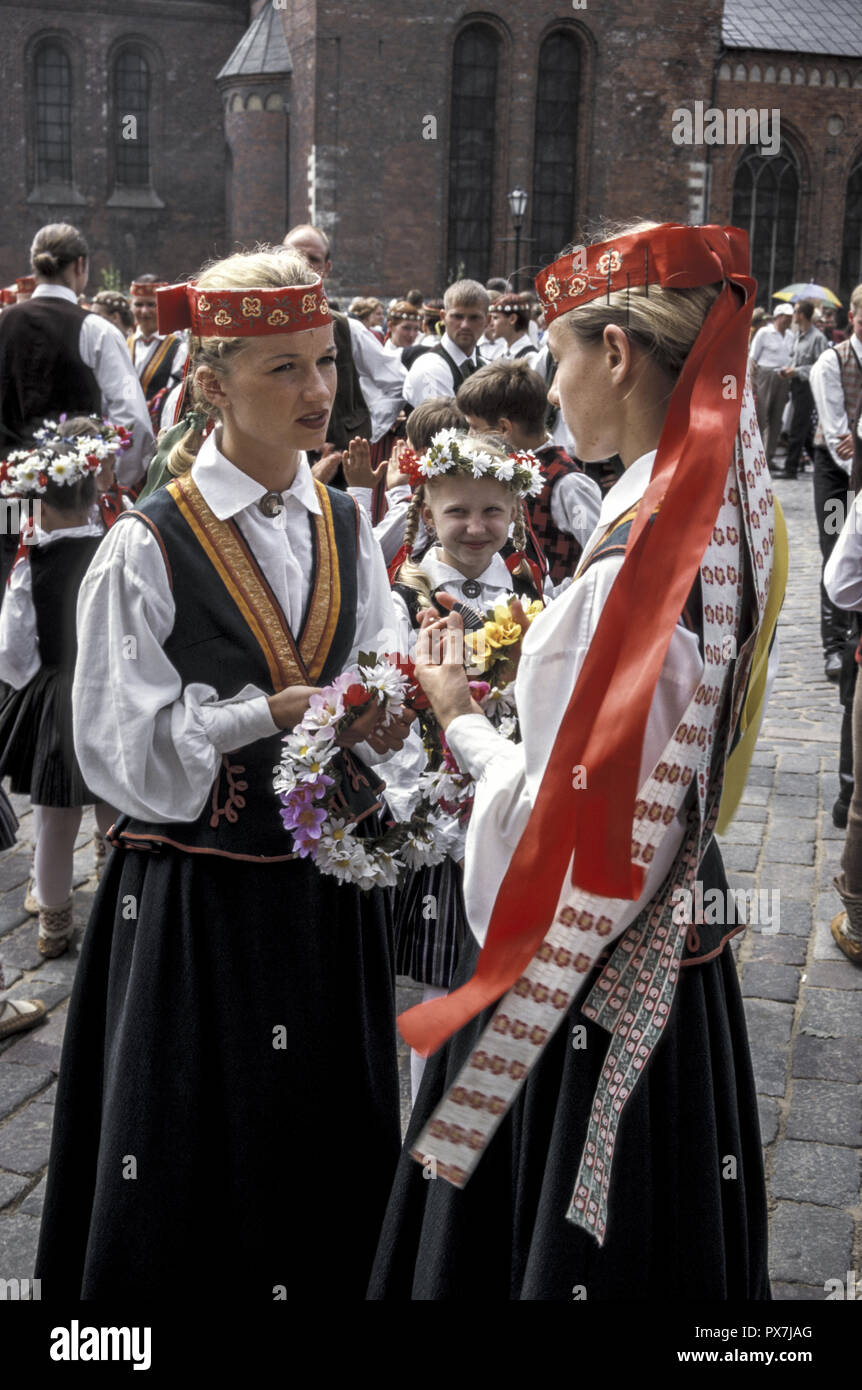 Folklore, young women in traditional costume, Latvia, Riga, midsummer ...