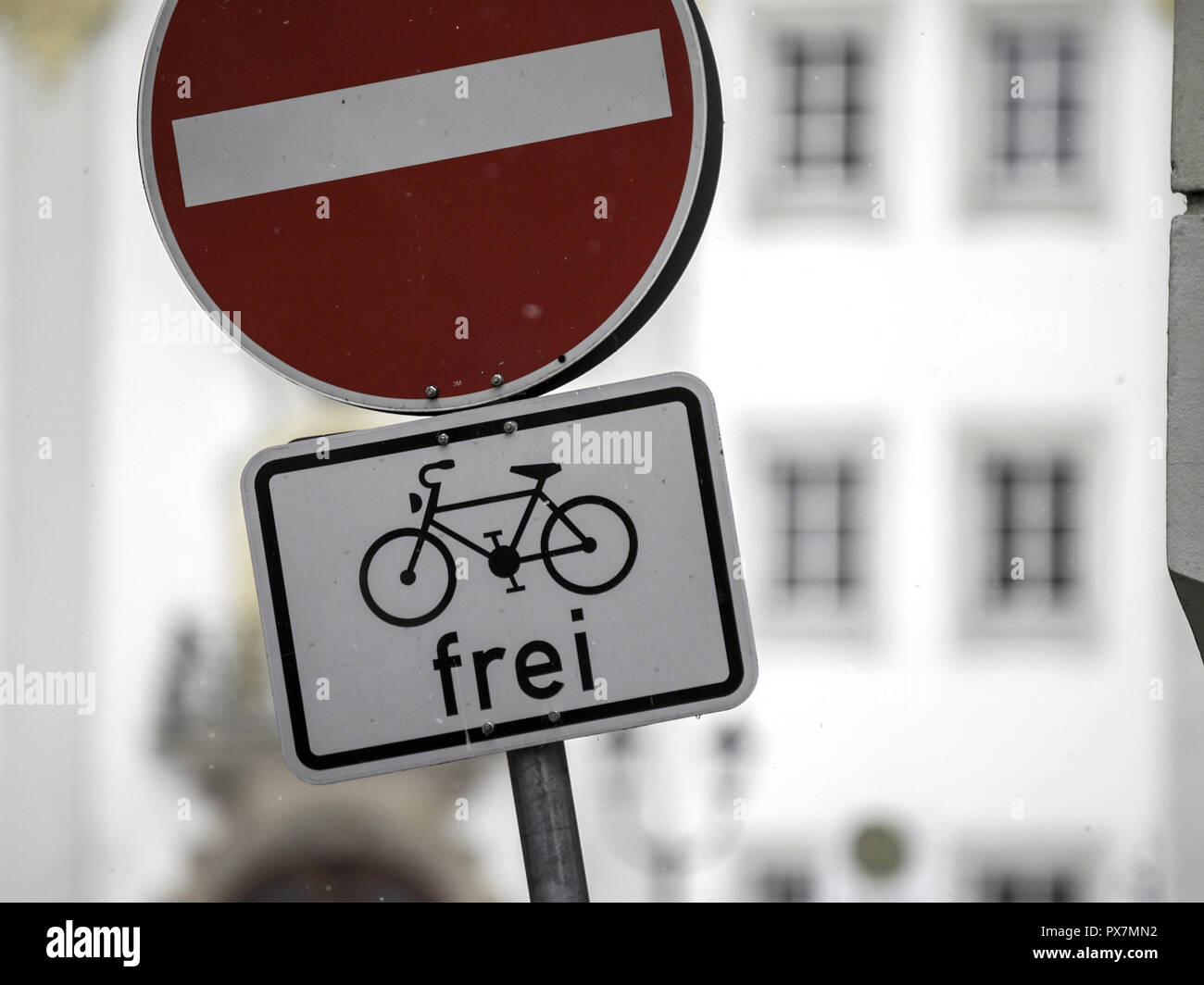 Traffic signs no entry for vehicular traffic except bikes Stock Photo ...