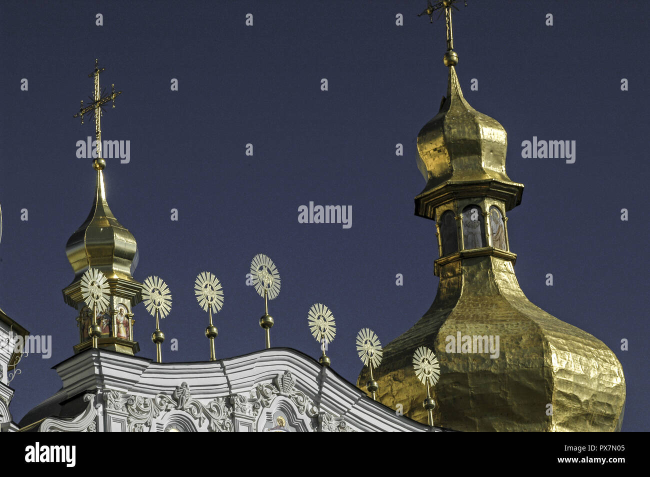 Kiev, Golden roofs of the cave monastery, Ukraine, Cave Monastery Stock ...