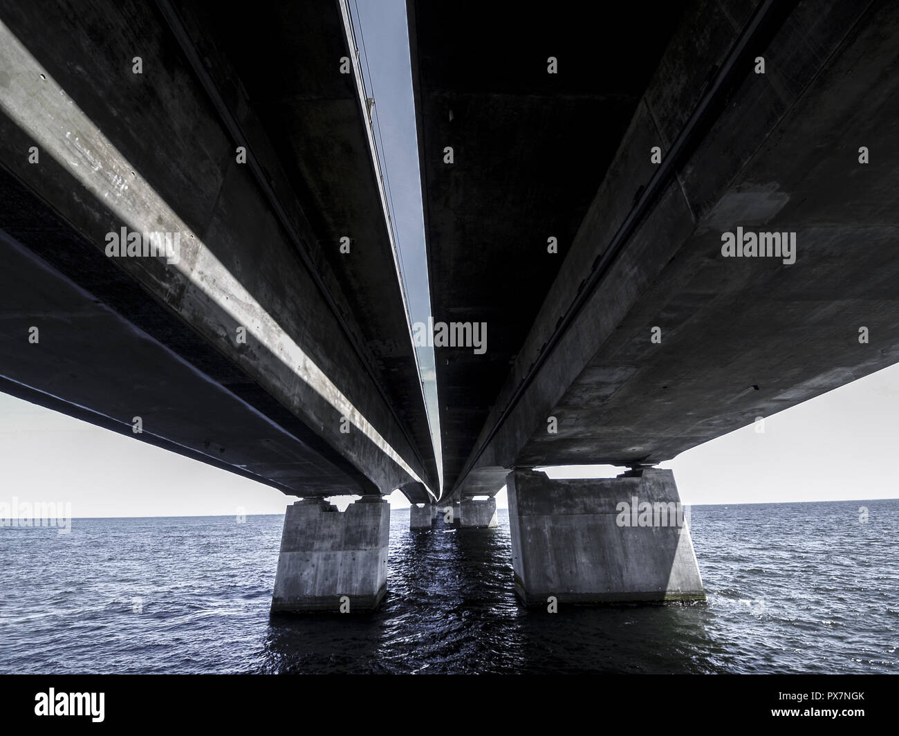 Load bearing belt hi-res stock photography and images - Alamy