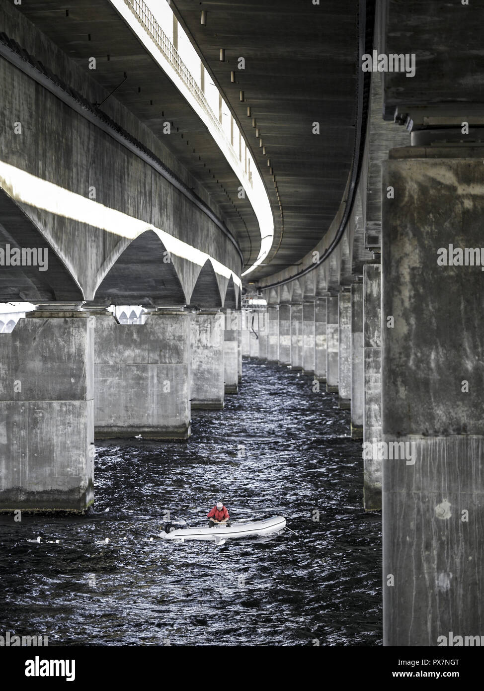Load bearing belt hi-res stock photography and images - Alamy