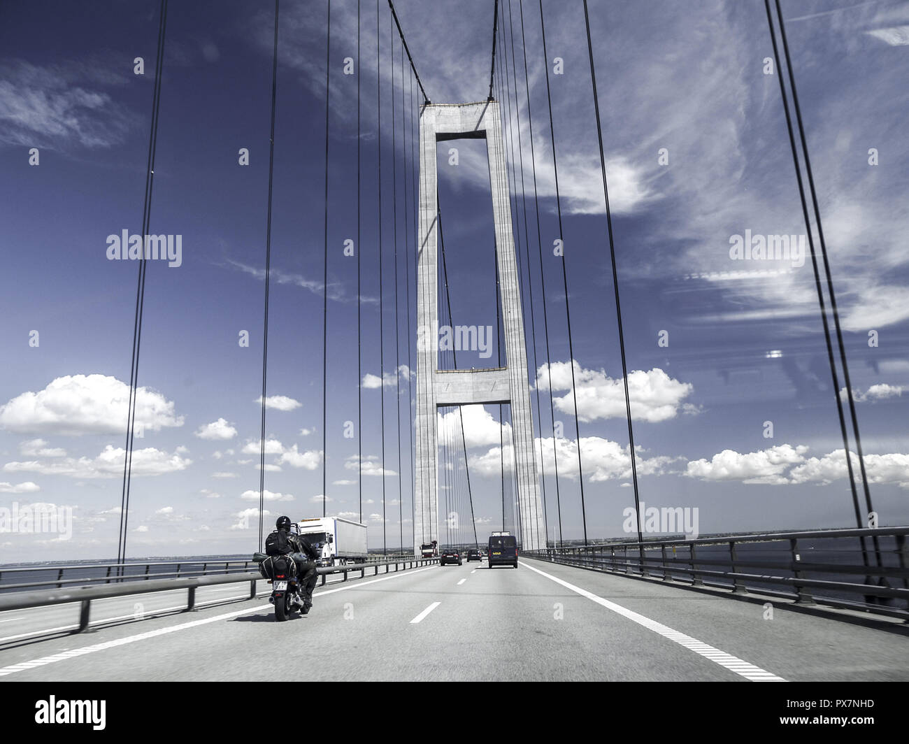 Store belt bridge hi-res stock photography and images - Alamy