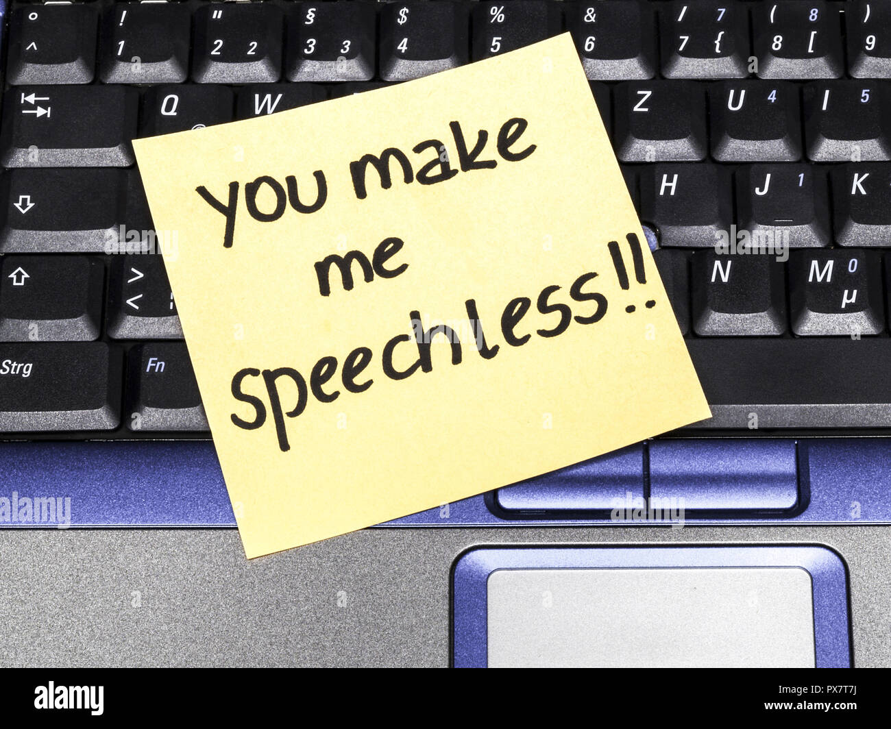 Memo note on notebook you make me speechless hi-res stock photography ...