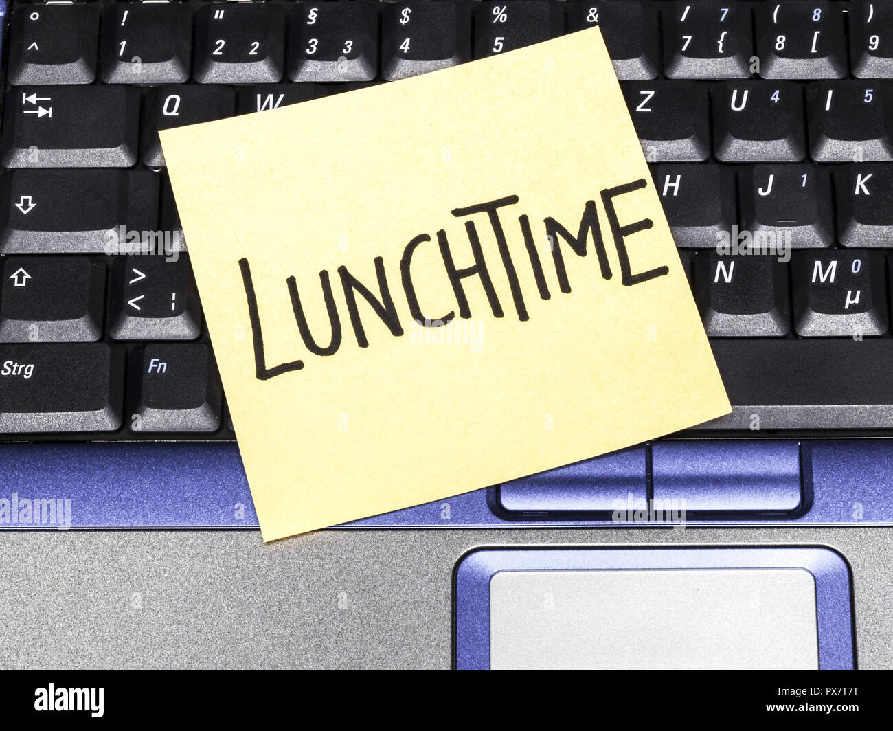 Lunch break notice paper hi-res stock photography and images - Alamy