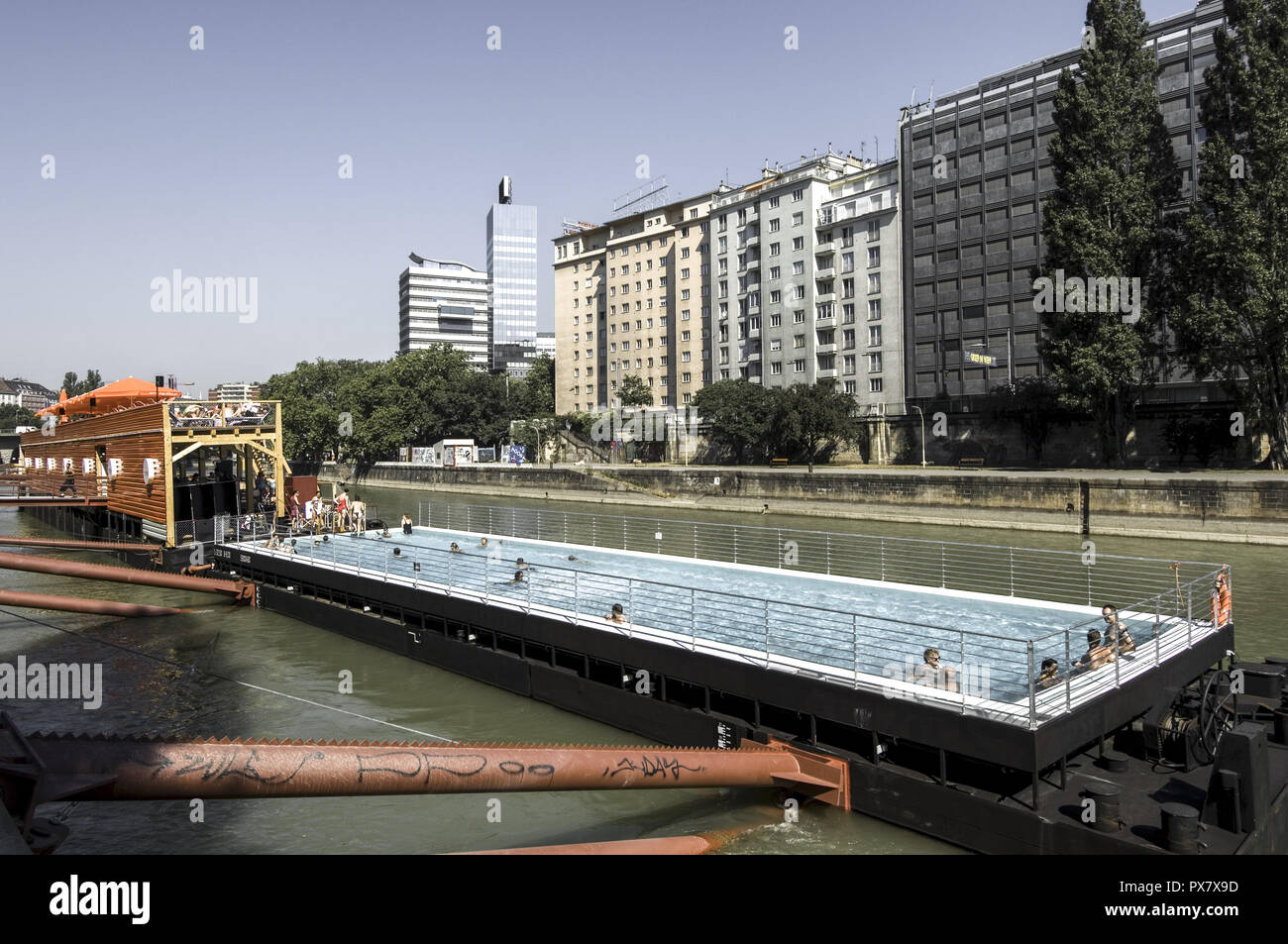 Vienna, swimming pool on the Danube Channel, Austria, Danube Channel ...