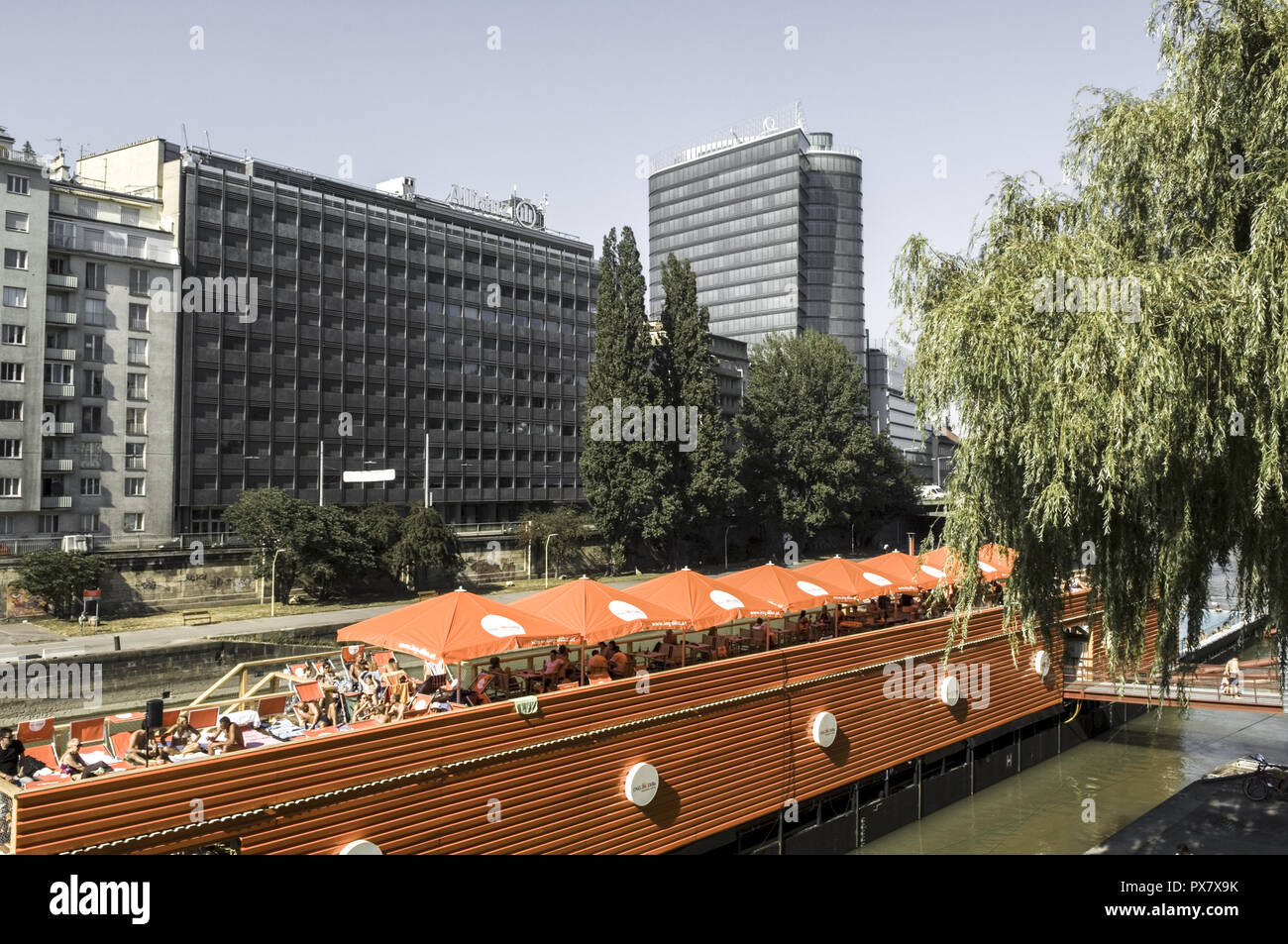 Vienna, swimming pool on the Danube Channel, Austria, Danube Channel ...