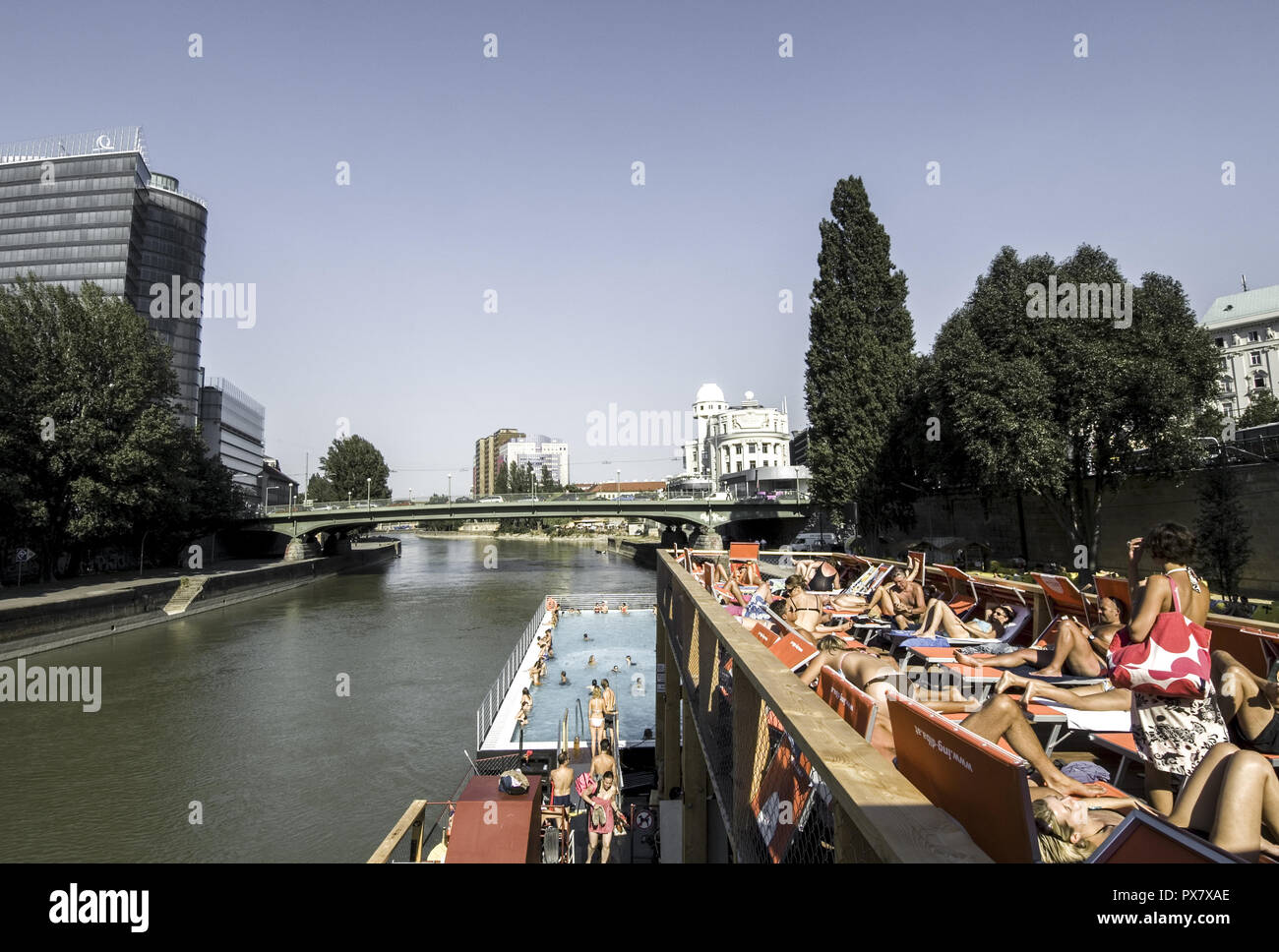 Vienna, swimming pool on the Danube Channel, Austria, Danube Channel ...