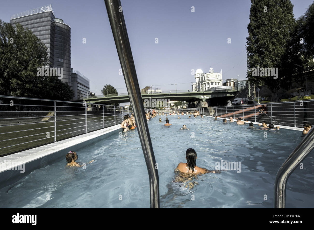 Vienna, swimming pool on the Danube Channel, Austria, Danube Channel ...