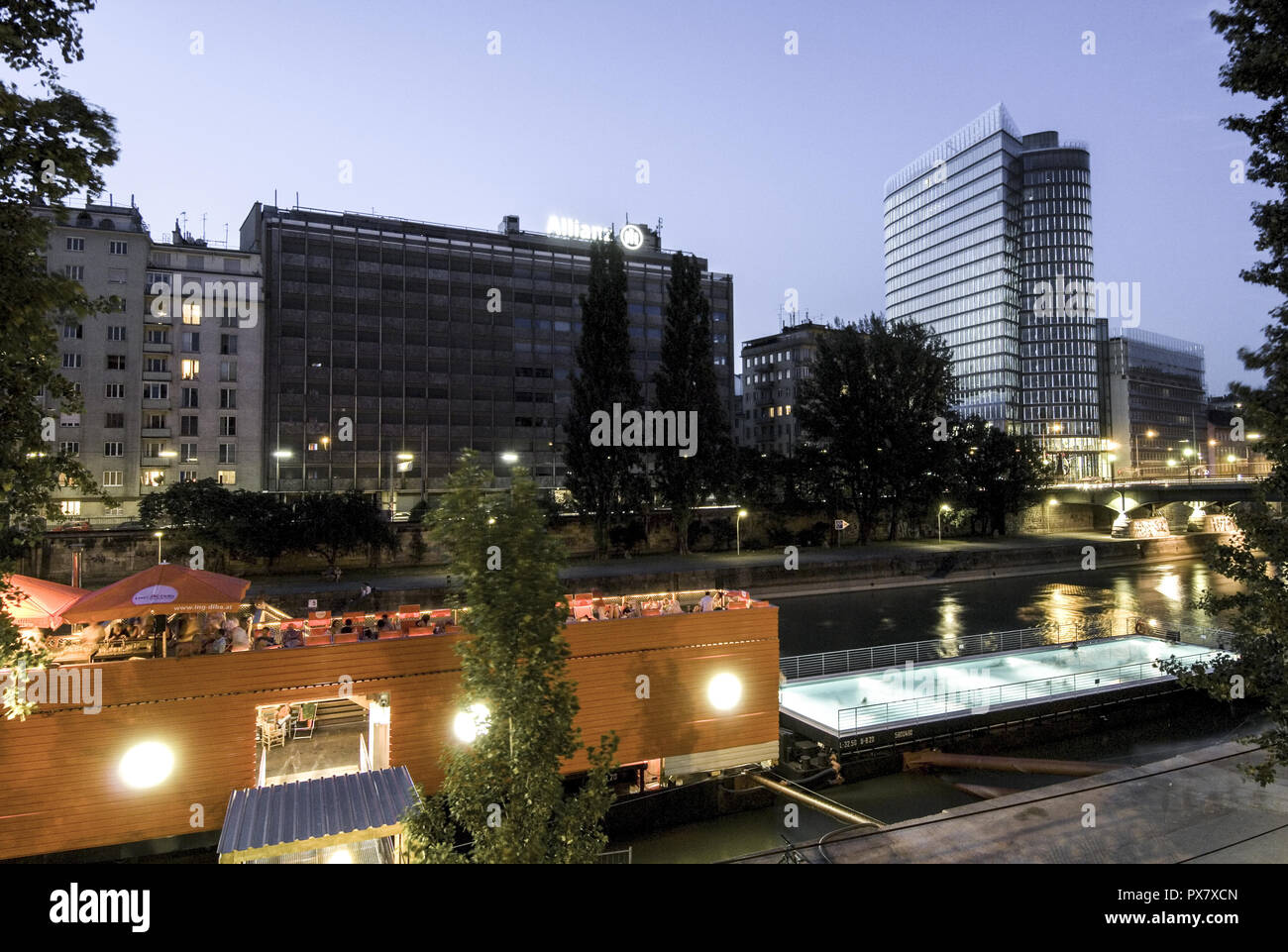 Vienna, swimming pool on the Danube Channel, Austria, Danube Channel ...