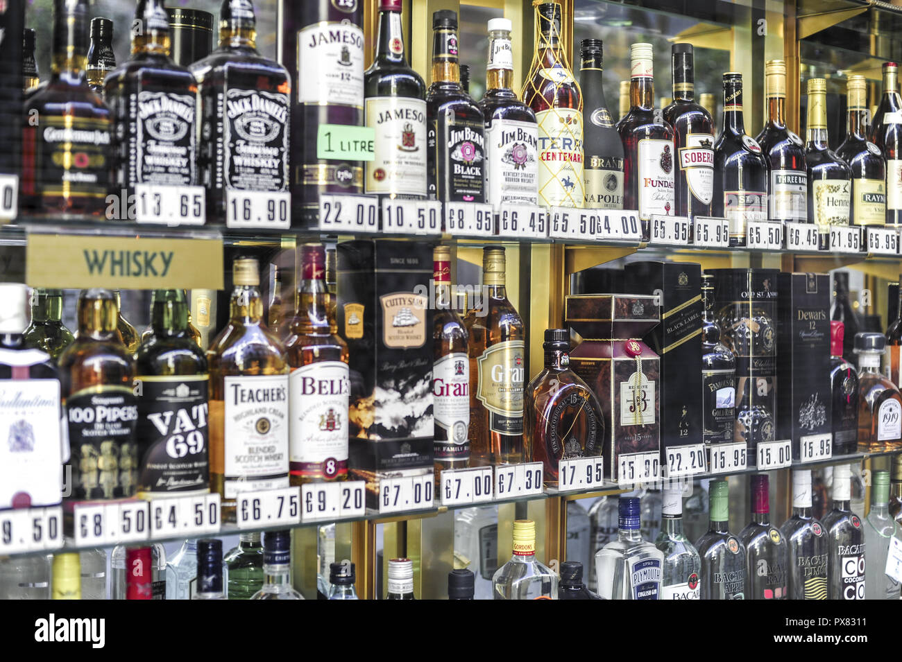 Alcohol consumption bootle drink hi-res stock photography and images ...