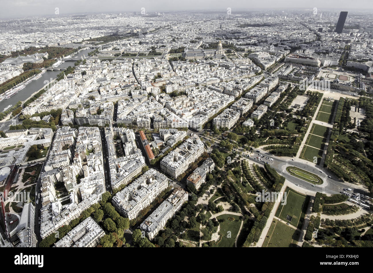 Paris, Parc du Champ de Mars, France Stock Photo - Alamy