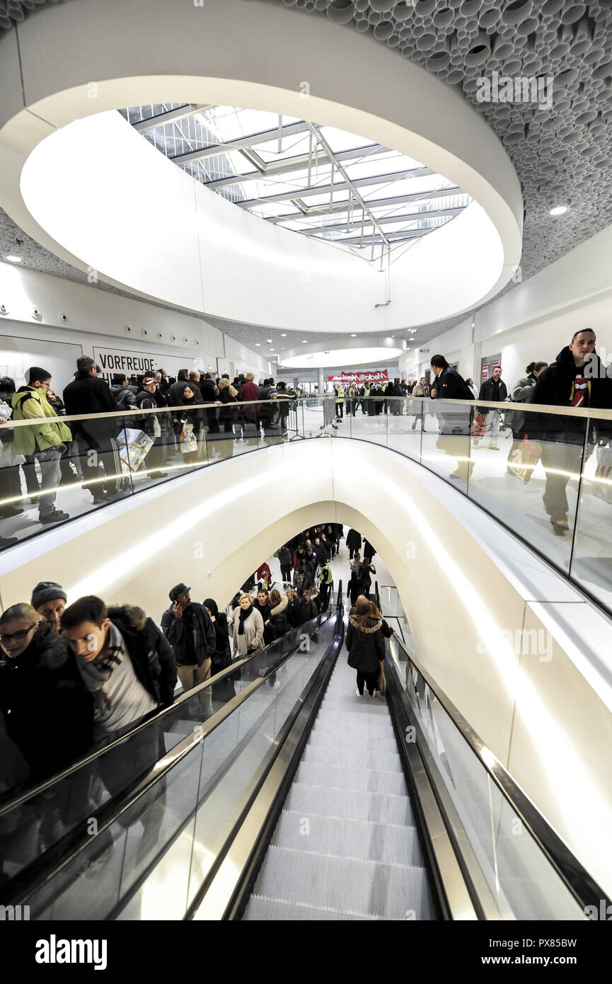Mall Wien Mitte, Austria, Vienna Stock Photo - Alamy