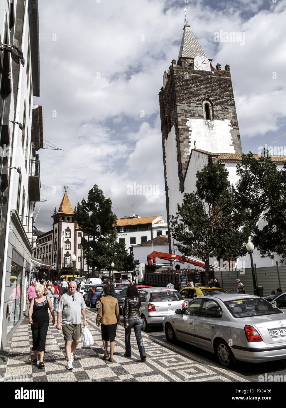 View of funchal church hi-res stock photography and images - Alamy