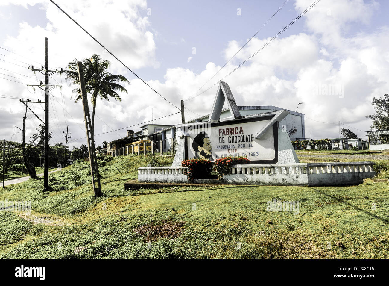 Fabrication de cacao hi-res stock photography and images - Alamy