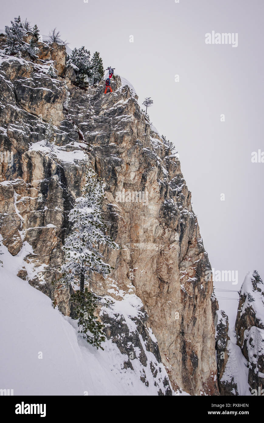 Off piste skiers hi-res stock photography and images - Alamy