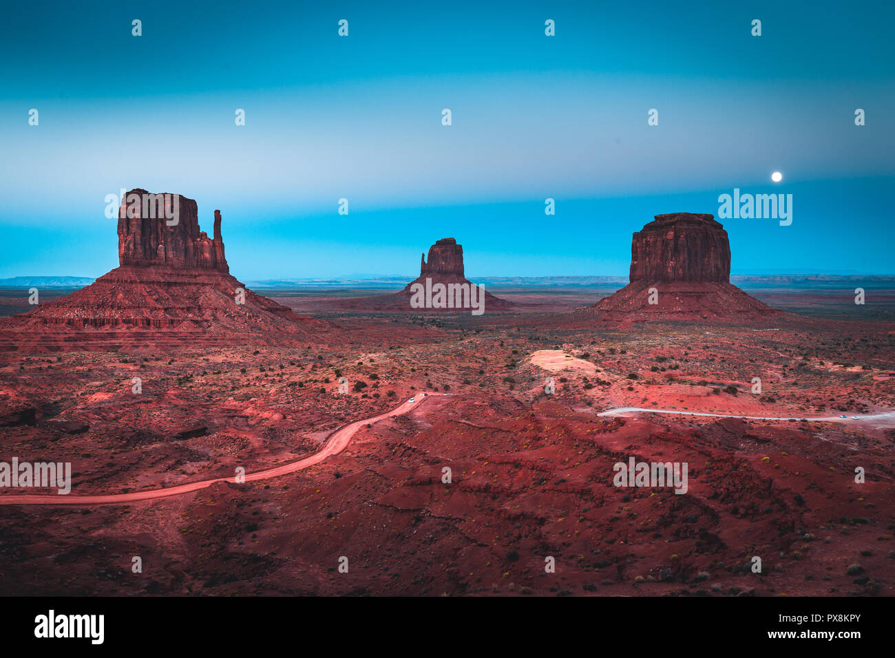Monument valley night sky hi-res stock photography and images - Alamy