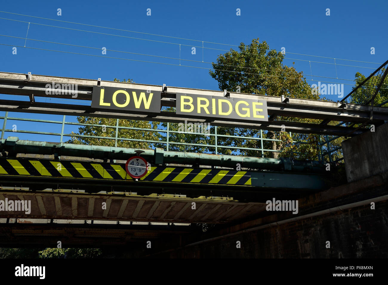 Warning sign low railway bridge hi-res stock photography and images - Alamy