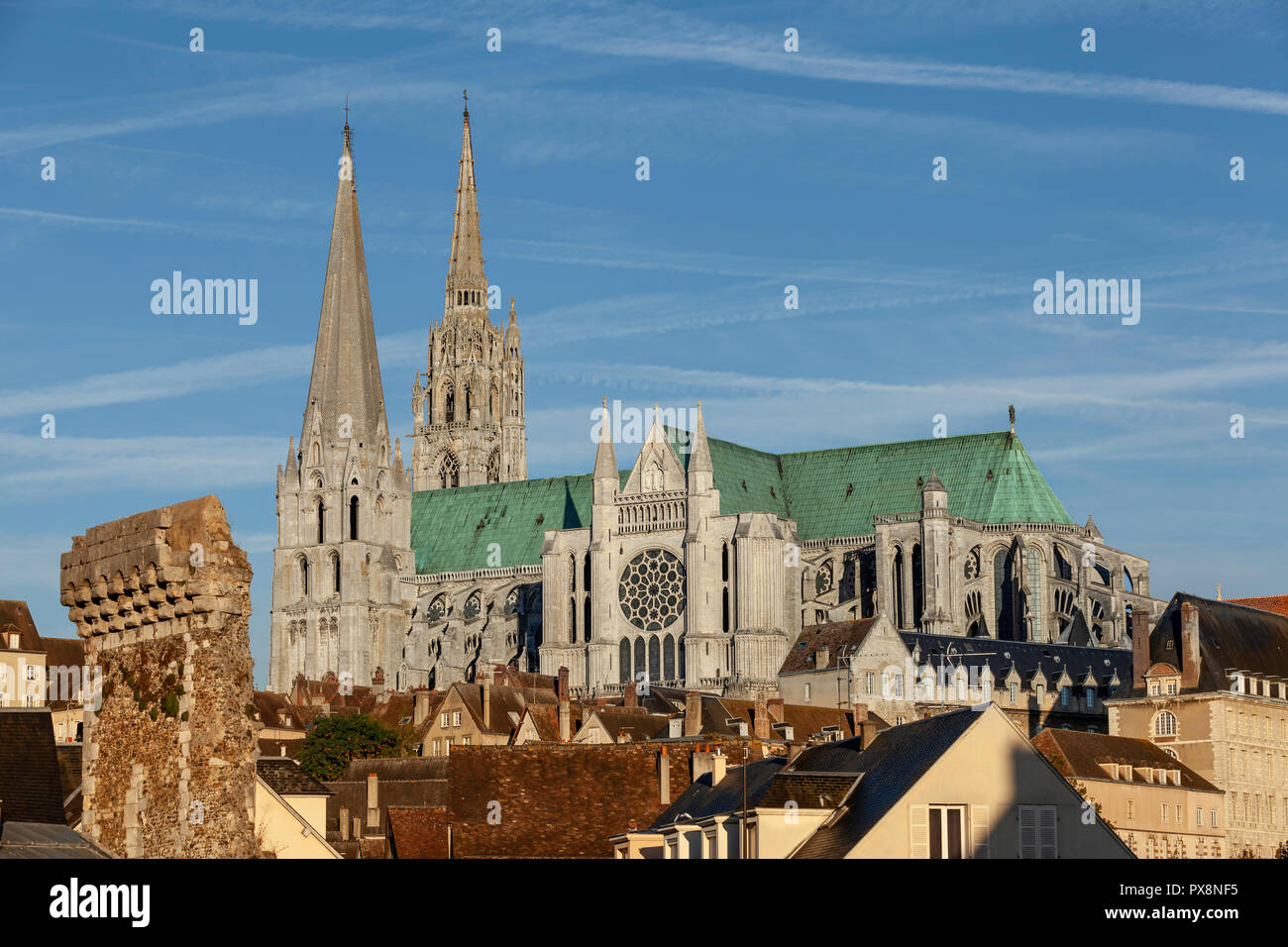 Chartres cathedral city hi-res stock photography and images - Alamy