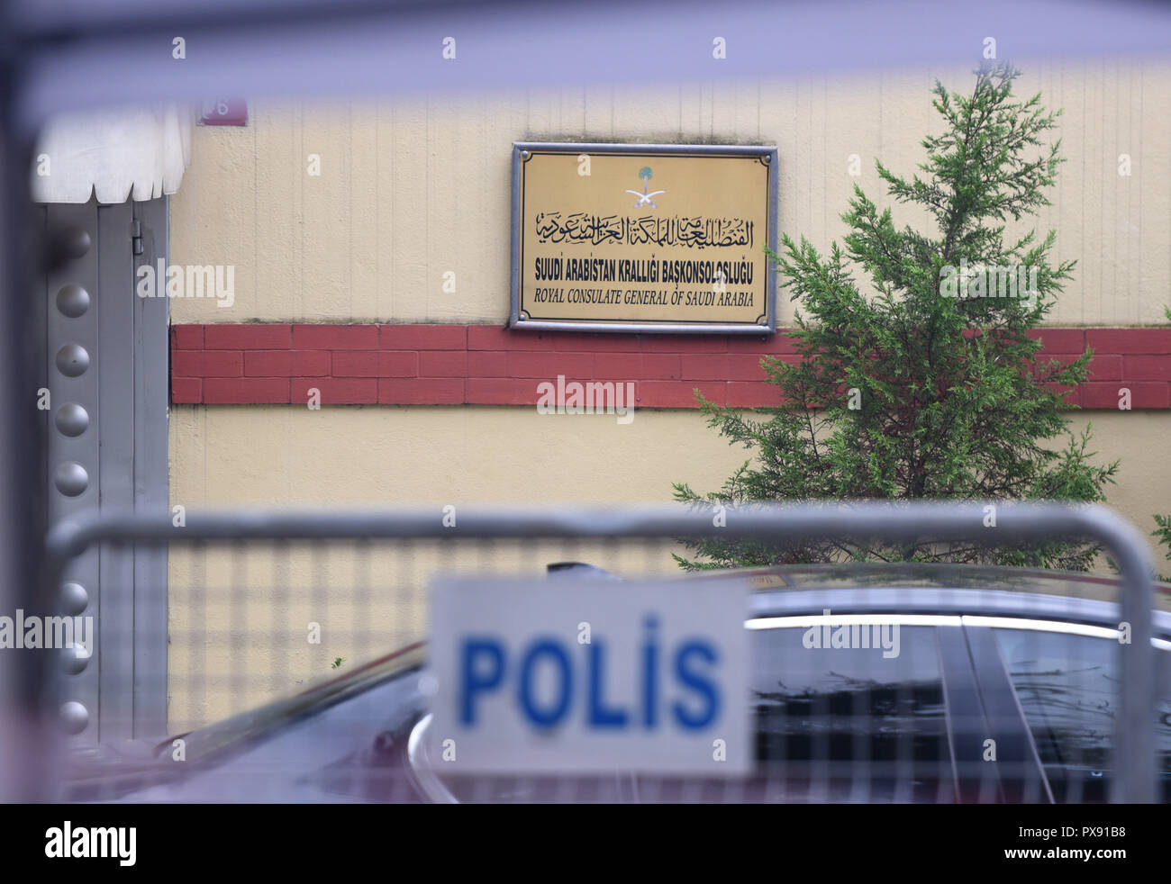 Missing journalist hi-res stock photography and images - Alamy