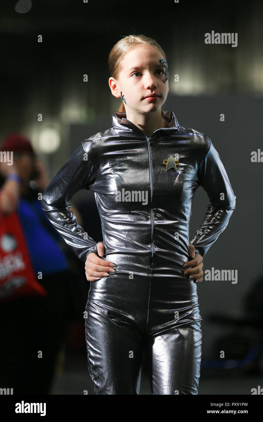 Sci Fi Convention Women