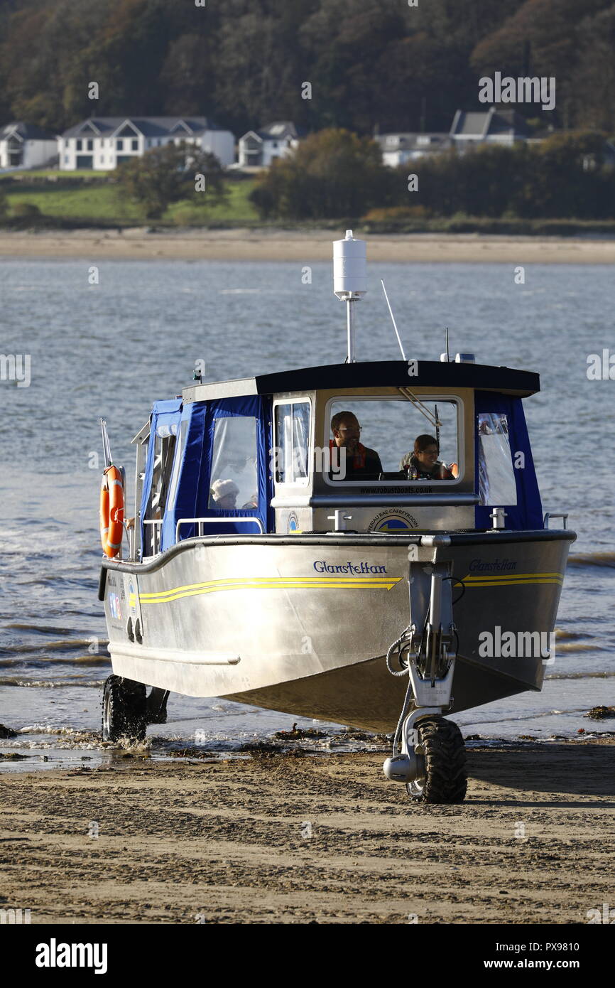Ferryside carmarthenshire hi-res stock photography and images - Alamy