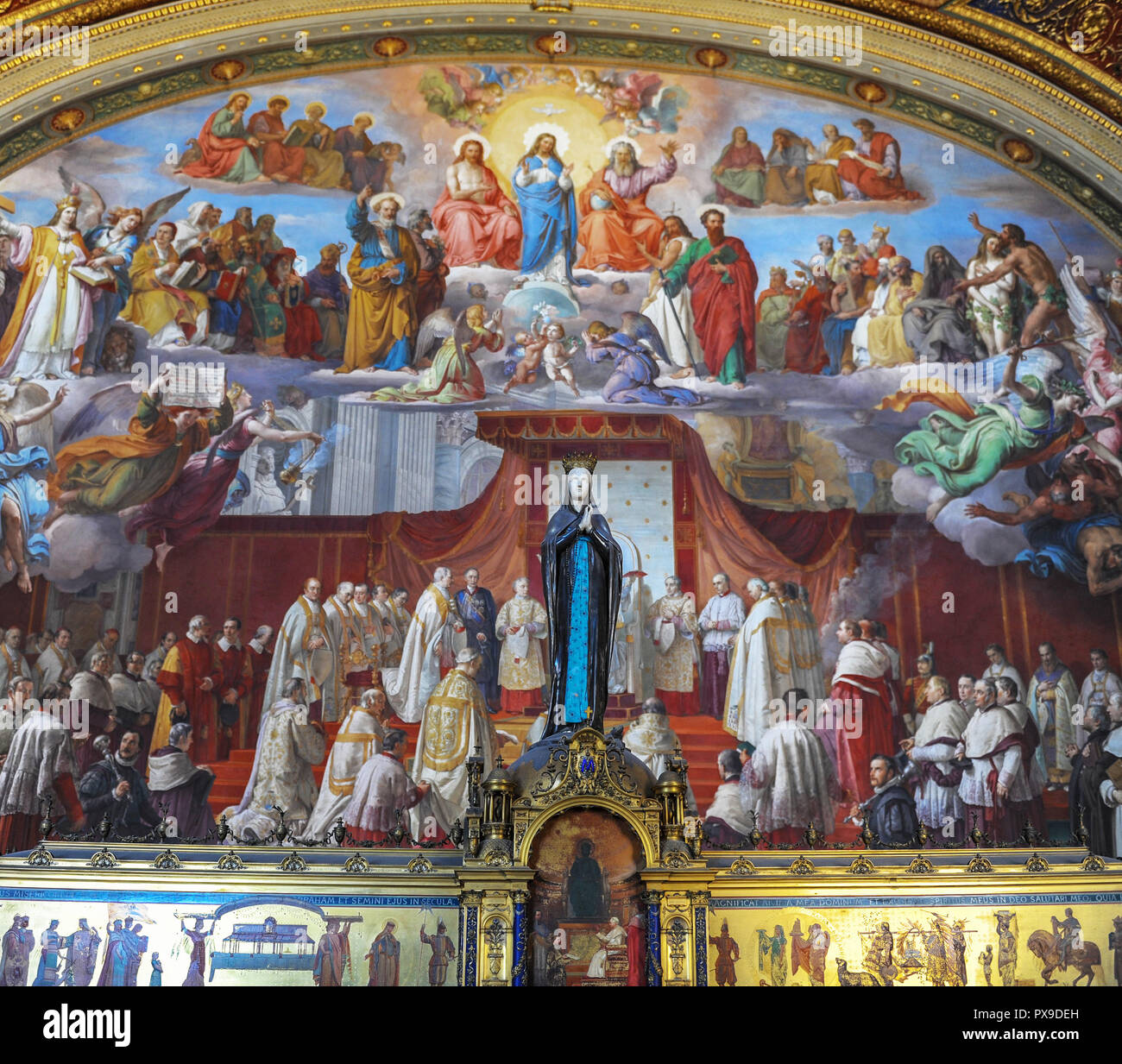 Room of the Immaculate Conception in Vatican museums Stock Photo - Alamy