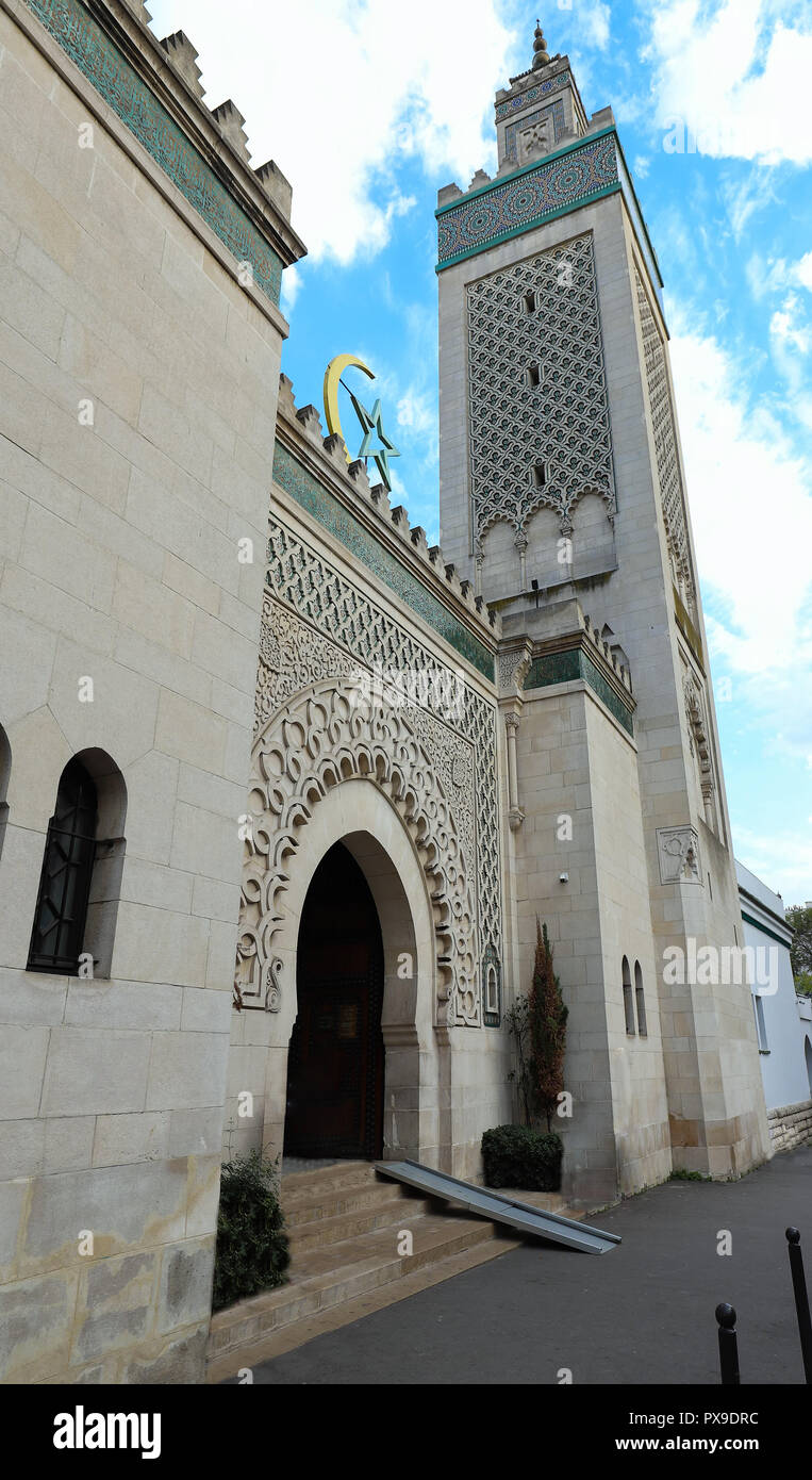 Great Mosque of Paris - Muslim temple in France Stock Photo - Alamy
