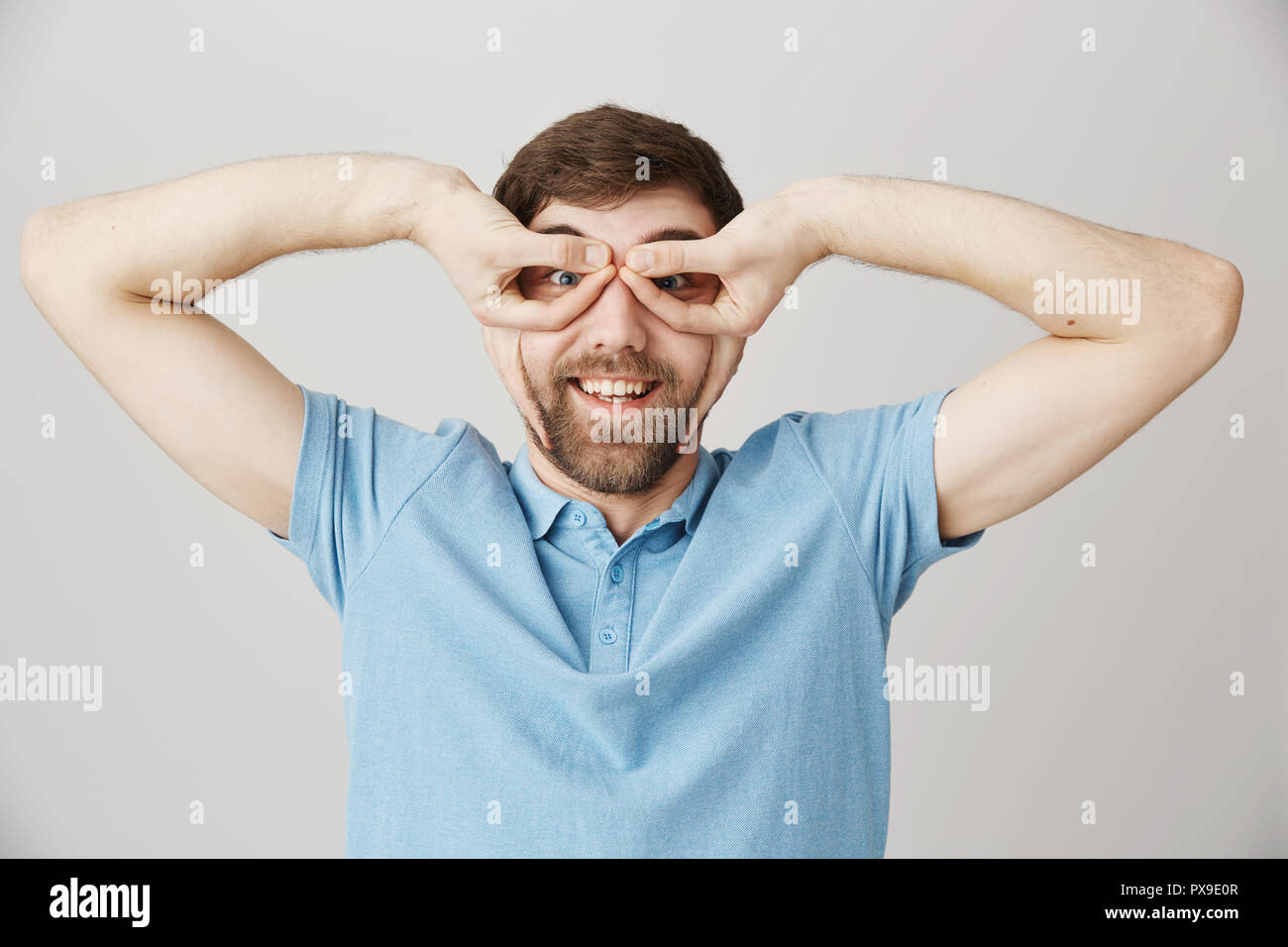 Child hands over her eyes hi-res stock photography and images - Alamy