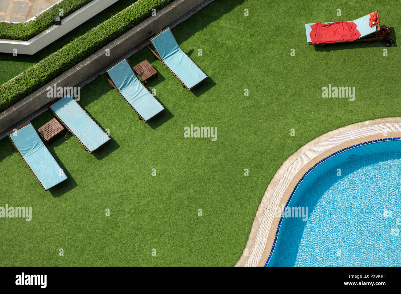 Pool above hi-res stock photography and images - Alamy